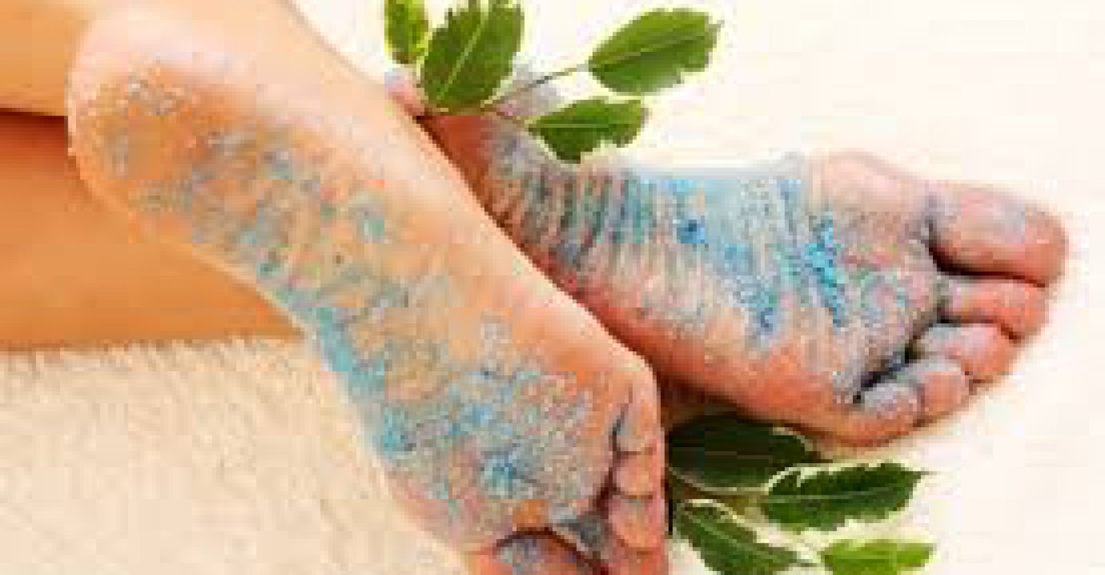 Jak zrobić domowy peeling do stóp? Sposoby na piękne stopy